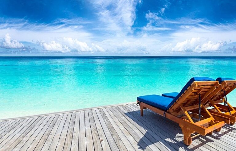 Destinations to discover in your life | Holidaytourweb.com